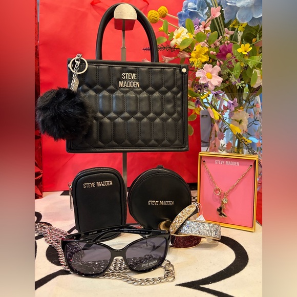 Steve Madden | Bags | Steve Madden Black Quilted Satchel Set Wsilver ...